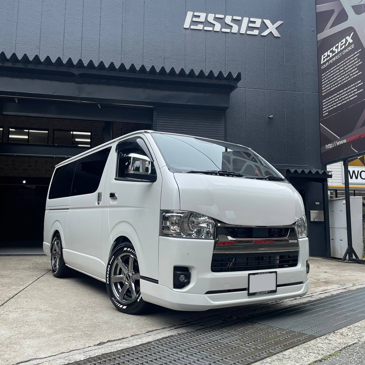 CRS大阪 奈良県 K様 | 200系ハイエース・NV350キャラバン・デリカD5専門店 | カスタム・買取・カスタムパーツなら大阪、横浜、東京、名古屋のCRS